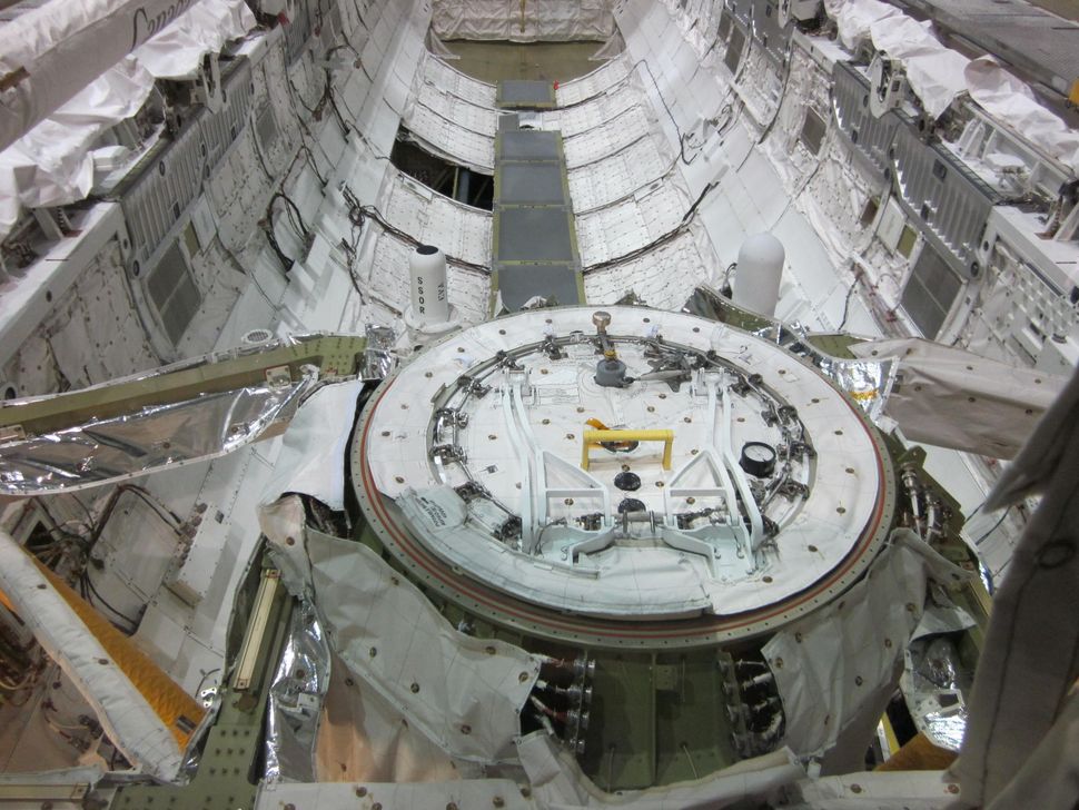 Gallery: Inside Shuttle Discovery | Space