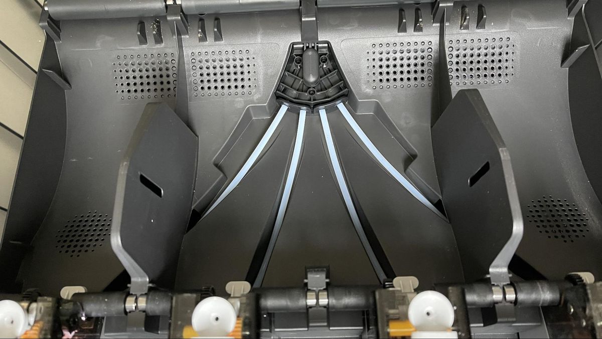 Bambu Lab H2D Review: For Elite Crafters | Tom's Hardware