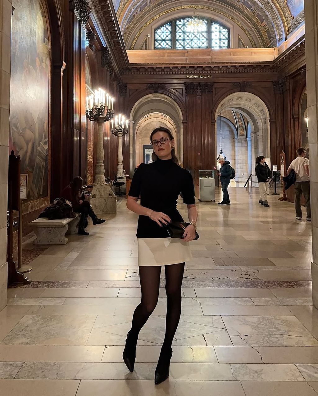 What to Wear to a Restaurant, According to Fashion People | Who What ...