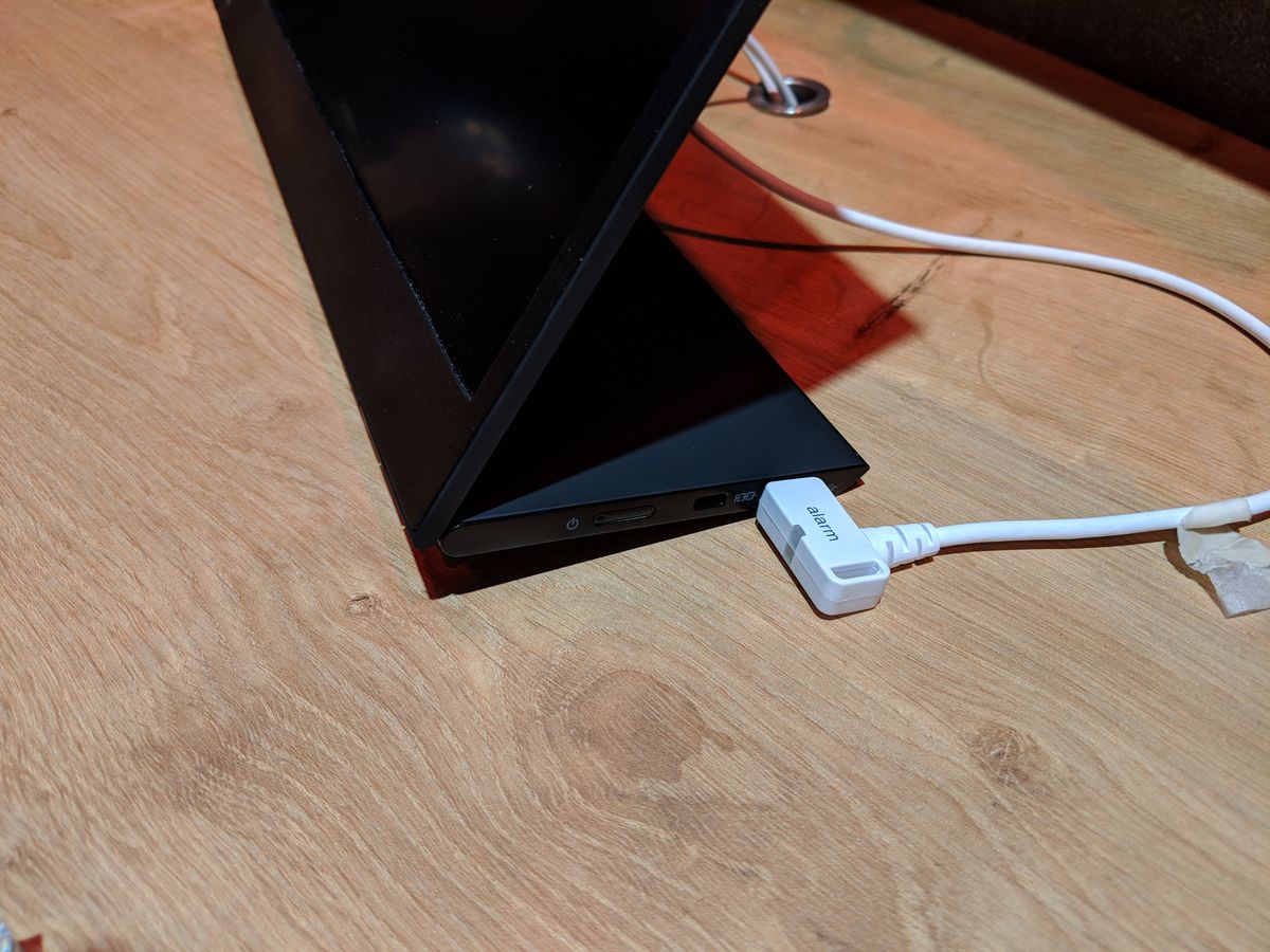 Lenovo ThinkVision M14 Monitor hands-on: An ultraportable companion to ...