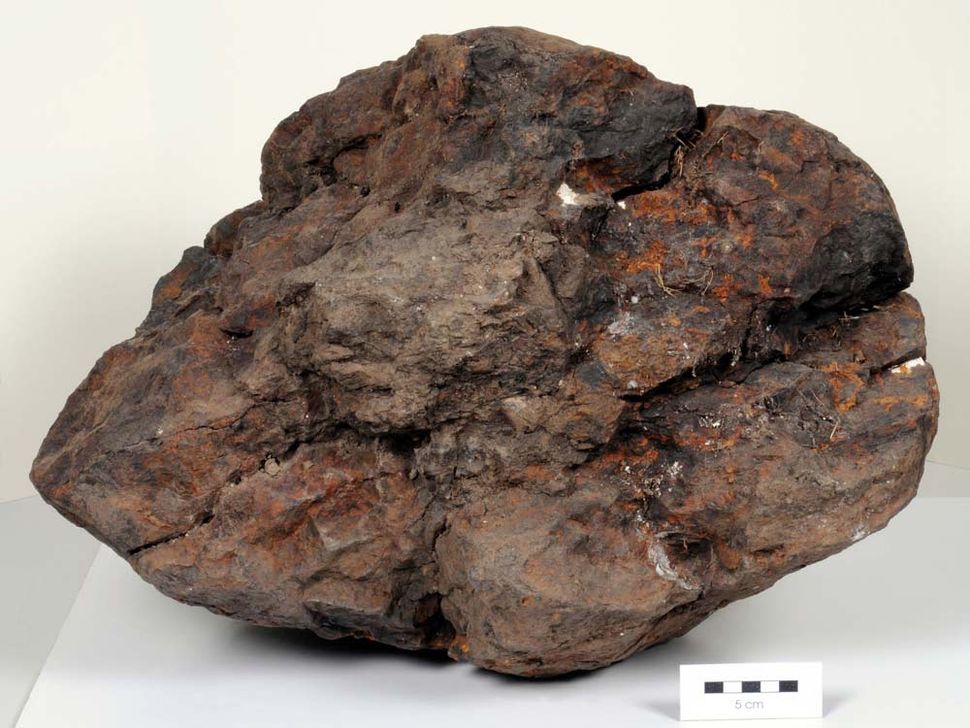 Mystery of Britain's Largest Meteorite Solved | Live Science