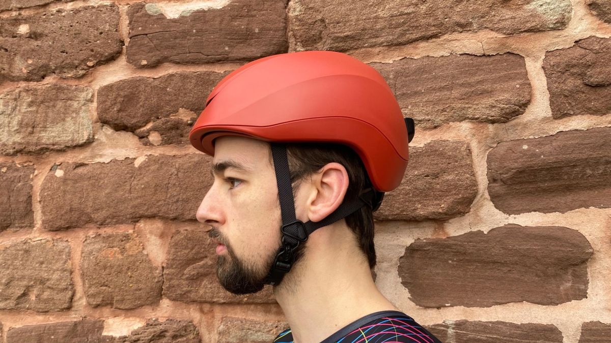 Kask Moebius Limelight helmet review - nicely integrated lights but not one for those who run ...