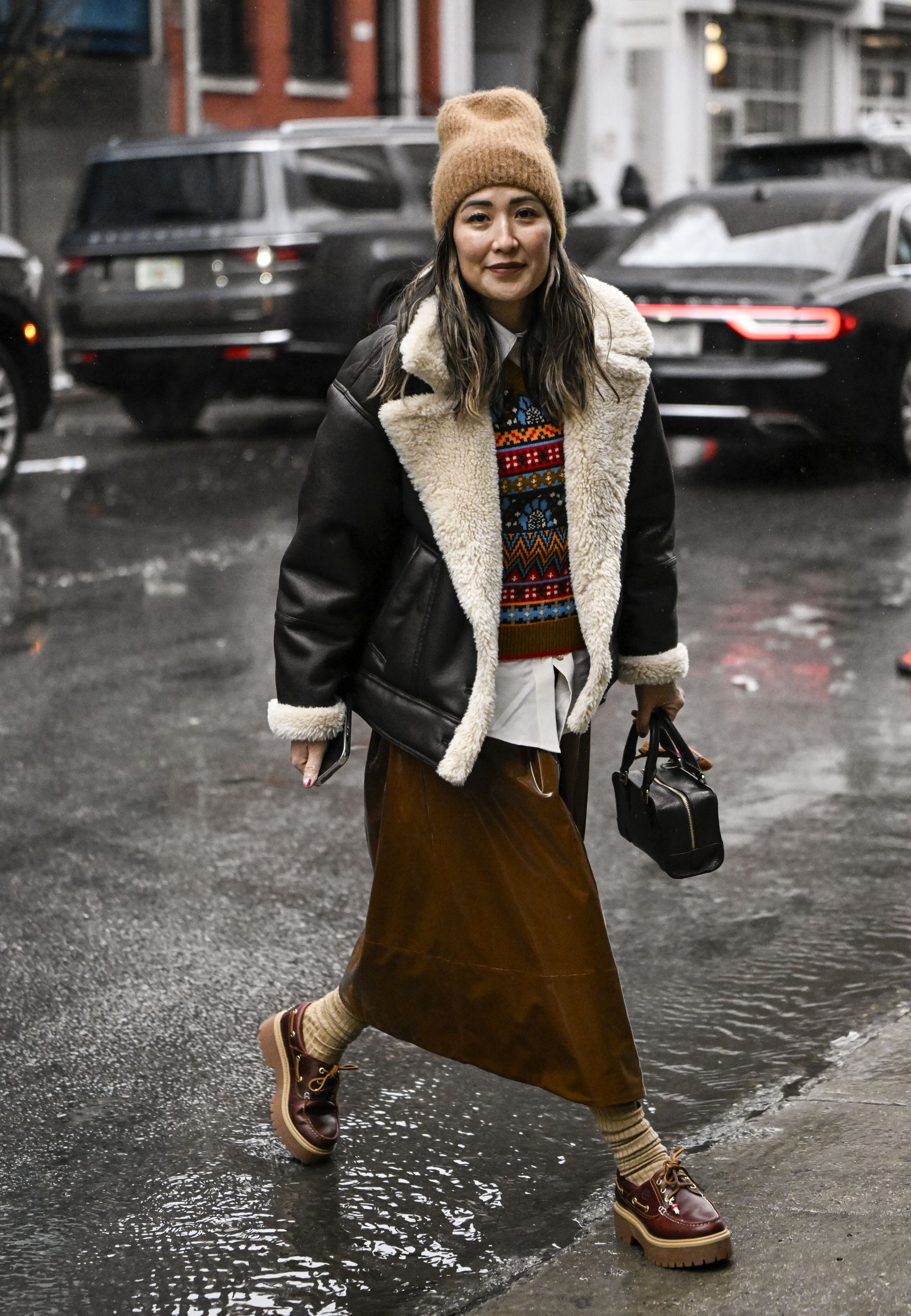 The Aritzia x Sperry Collab Elevates the Boat Shoe Trend for Work ...