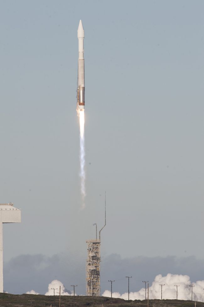 US Air Force Launches DMSP-19 Military Weather Satellite (Photos) | Space