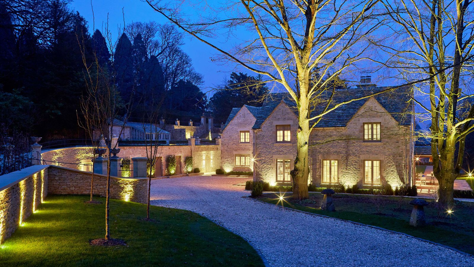 Outdoor tree lighting ideas: 11 ways to create a gorgeously glowing ...