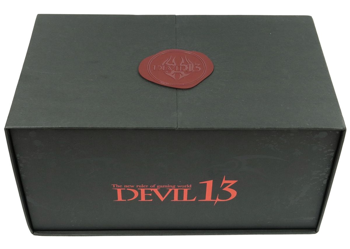 PowerColor Devil 13 Dual R9 290X 8 GB: Box, Dimensions and Weight
