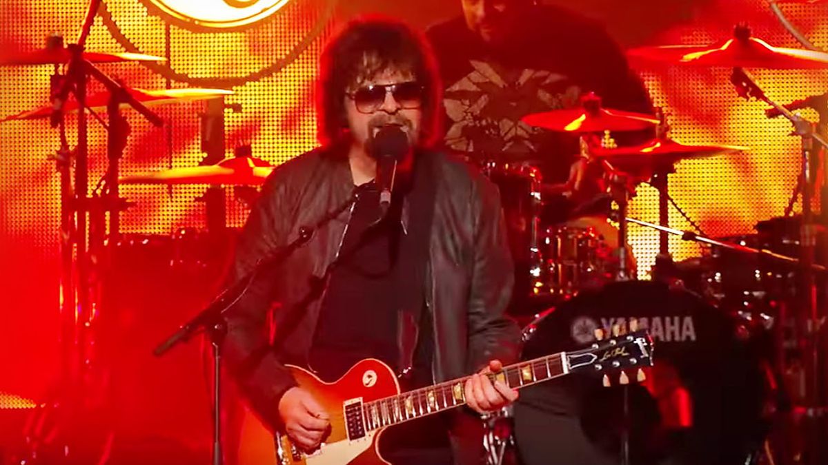 ELO play Evil Woman on TV | Louder