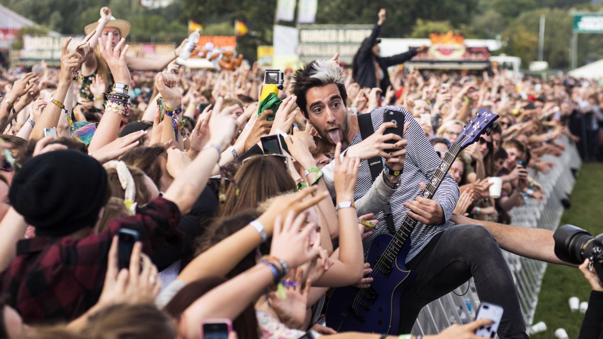 Reading 2015 round-up: Day One | Louder