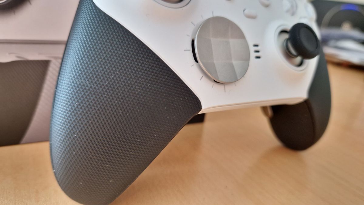 Xbox Elite Series 2 Core review: "Puts the DualSense Edge to shame ...