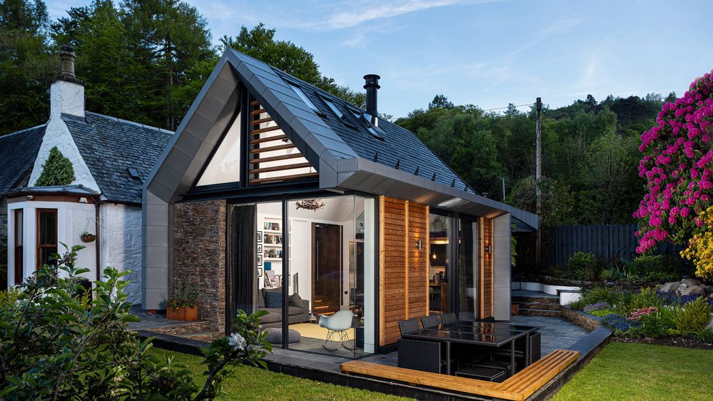 Cottage extensions: Expert tips and inspirational ideas | Homebuilding