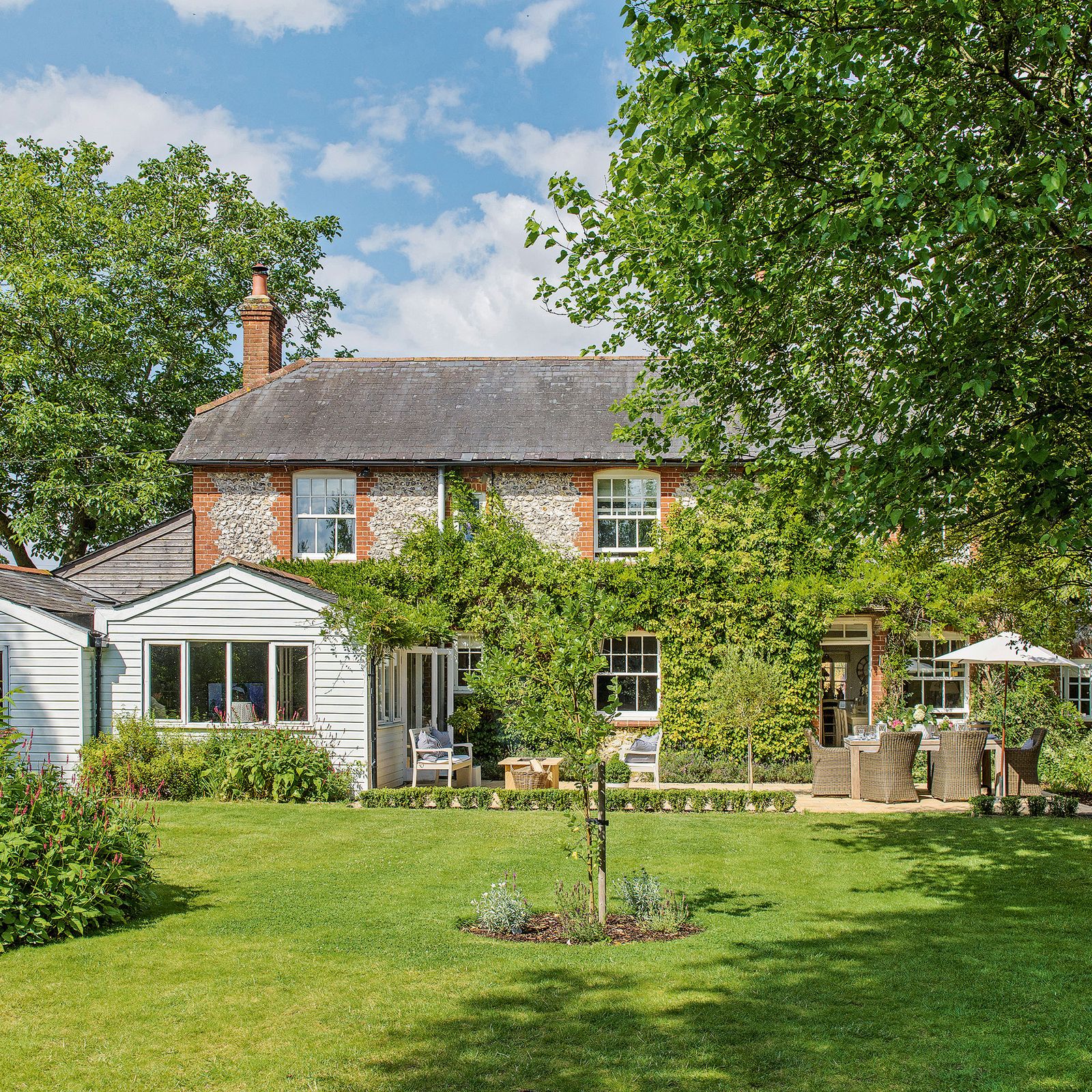 Cottage garden ideas to create the most charming outdoor space | Ideal Home
