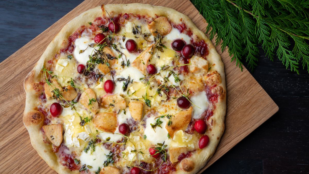 Christmas turkey pizza recipe: try this tasty roast turkey and ...