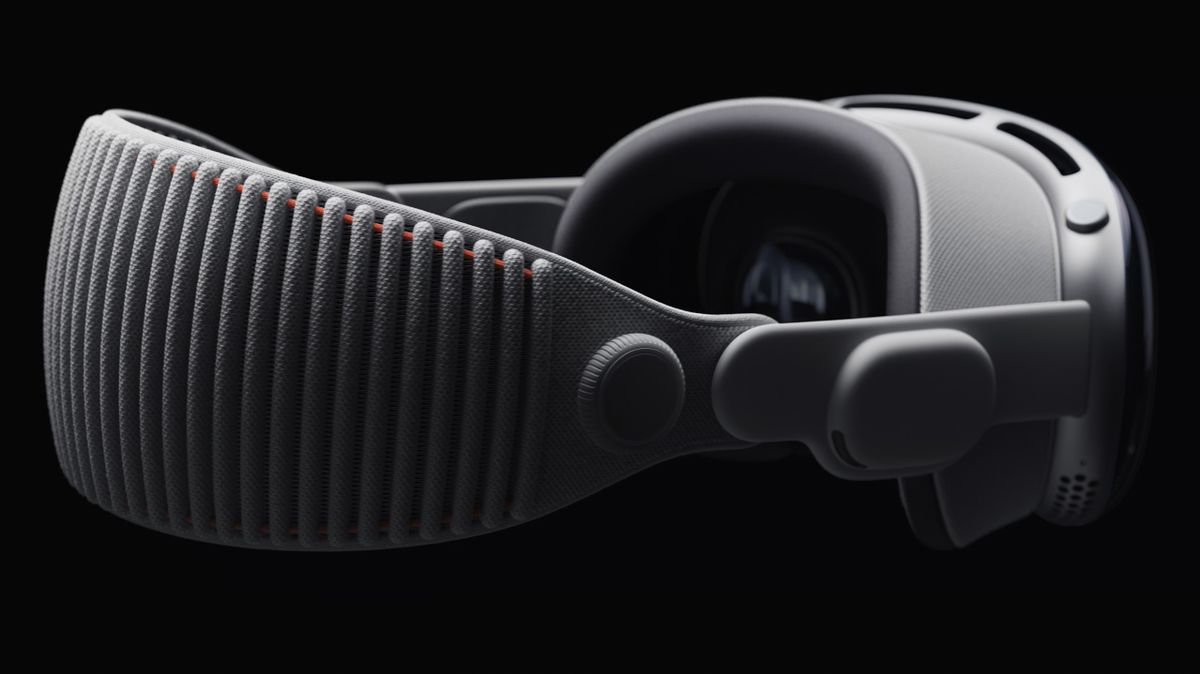 Apple's AR Vision Pro headset isn't the HoloLens competitor I thought ...