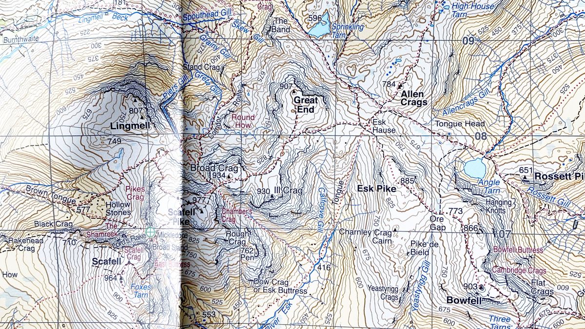 How to read a map: navigate the backcountry with our guide | Advnture