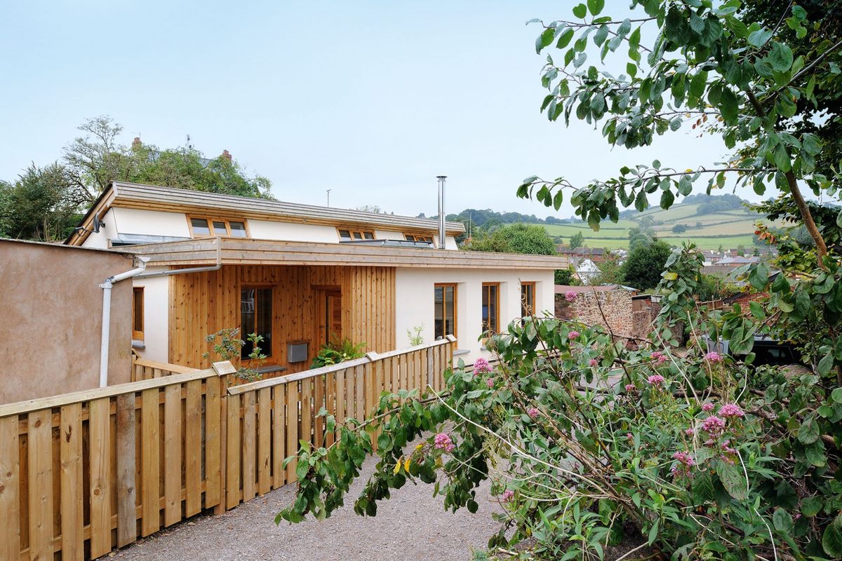 26 Low Budget Homes Built For Under £200,000 | Homebuilding