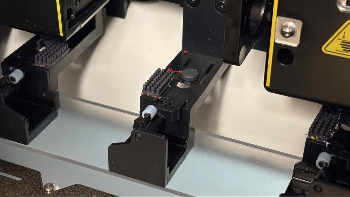 Snapmaker U1 review: An affordable tool changer for all | Tom's Hardware