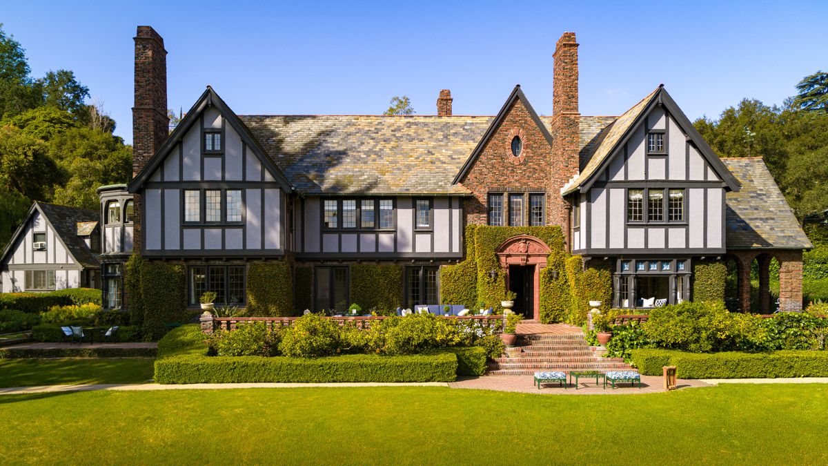 Explore the La La Land house used in the award-winning film | Homes and ...