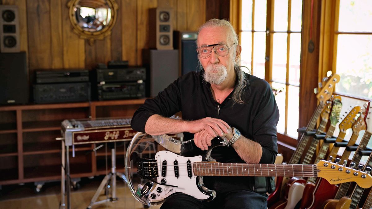 Jeff “Skunk” Baxter’s Top Six Tips for Guitarists | GuitarPlayer Jeff “Skunk” Baxter’s Top Six Tips for Guitarists | GuitarPlayer