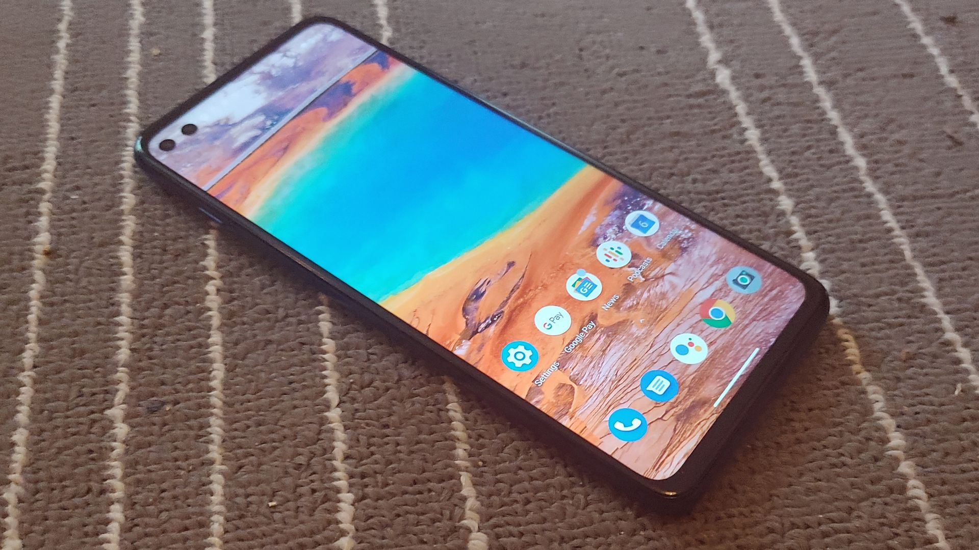 Motorola's newest smartphone is the cheapest 5G phone you can buy ...