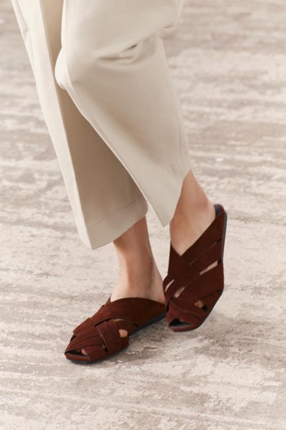 The 4 Chicest Summer Work Shoes to Wear to the Office | Who What Wear