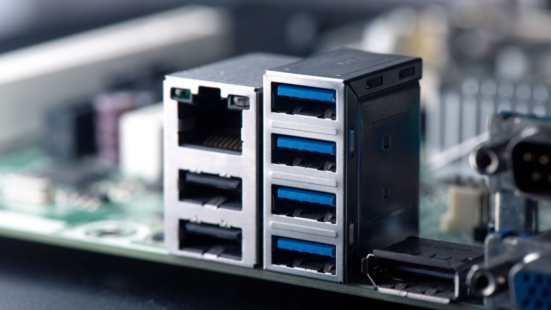 Intel's Arrow Lake LGA1851 CPU socket detailed | Tom's Hardware