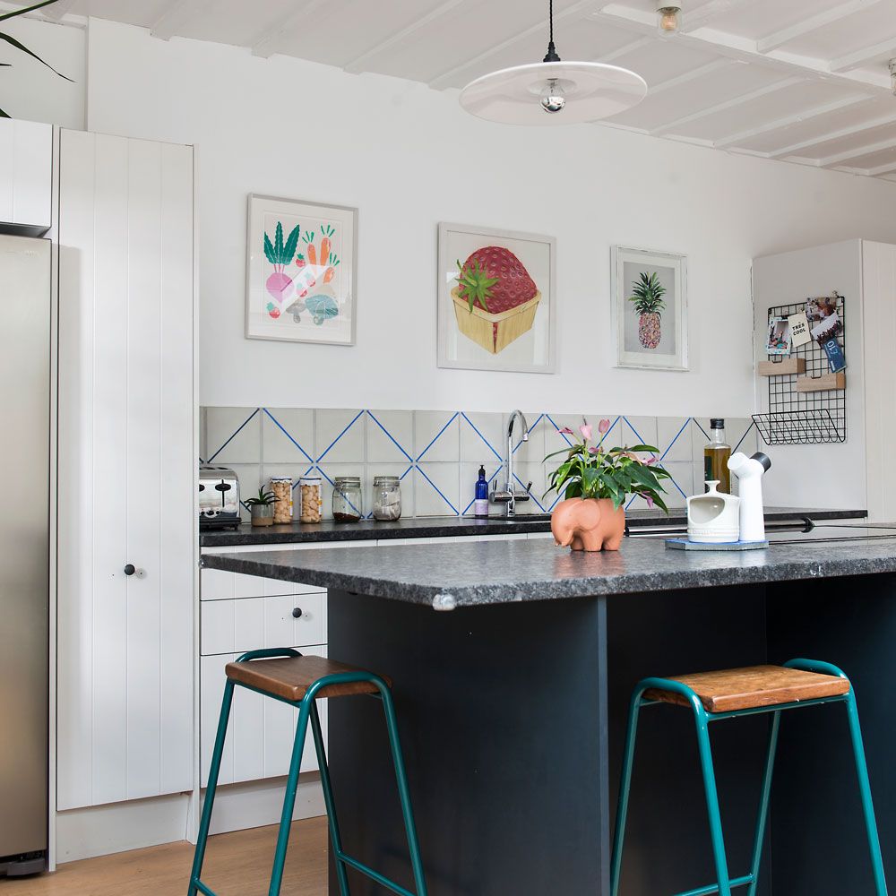 An extension turns a narrow kitchen into a cool contemporary family ...
