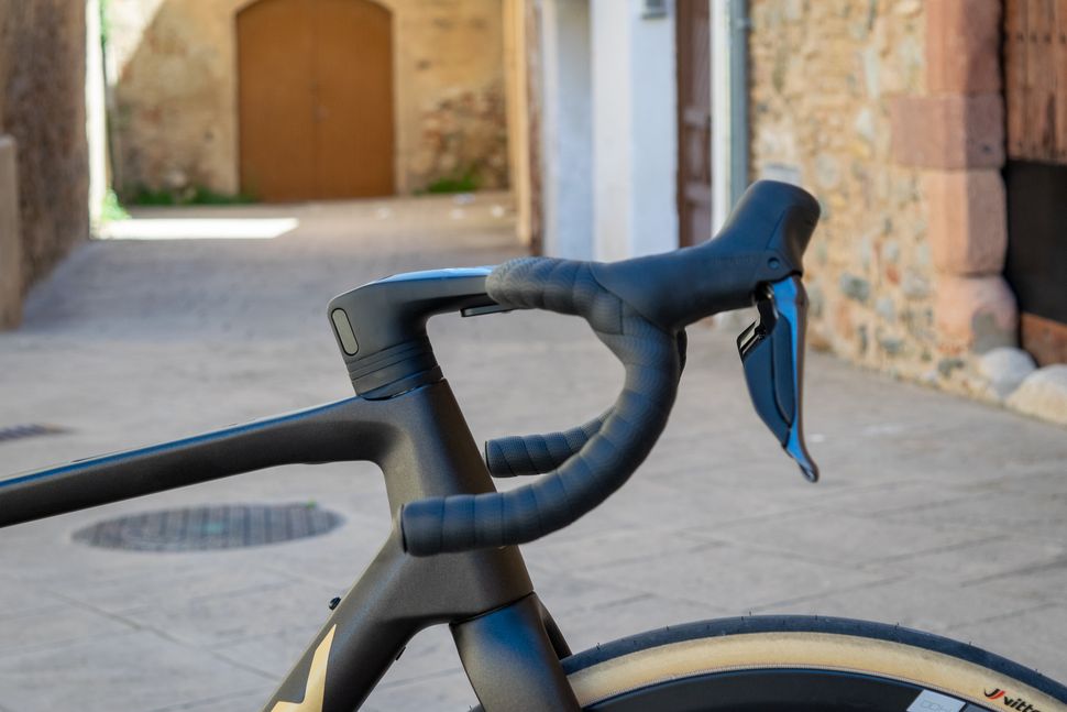 First Ride Review: The Ridley Grifn RS can do road and gravel well with ...