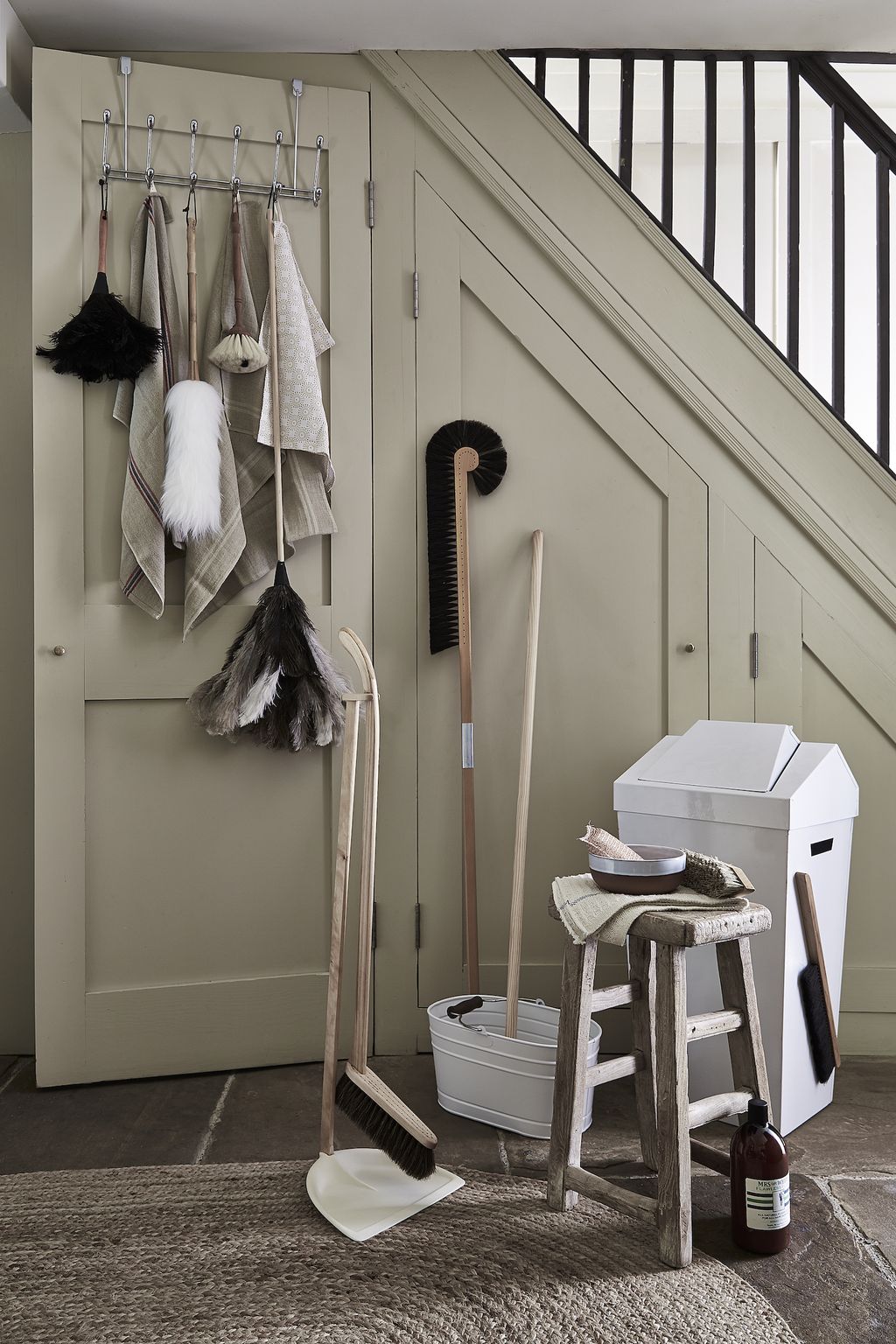How to spring clean without getting overwhelmed: expert tips | Homes ...
