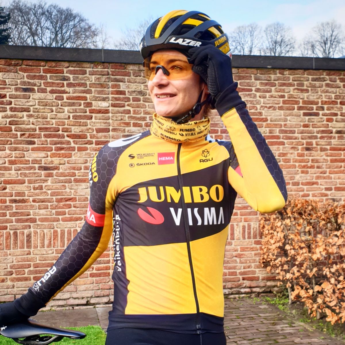 Jumbo-Visma unveil new kit and Cervélo bikes | Cyclingnews