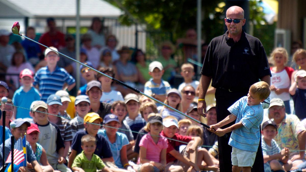 What Is The Longest Club Length Allowed By The Rules? | Golf Monthly