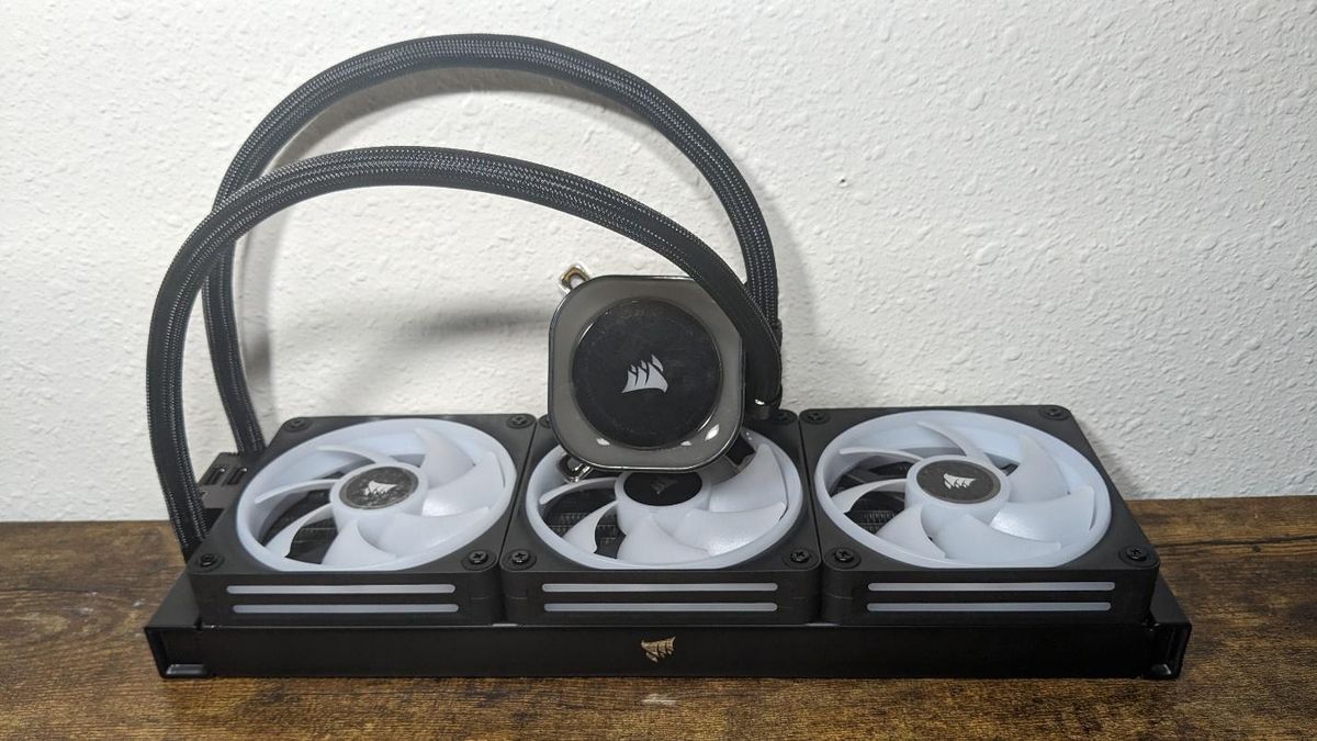 Corsair iCUE Link H150i RGB Review: Strong performance, tons of ...