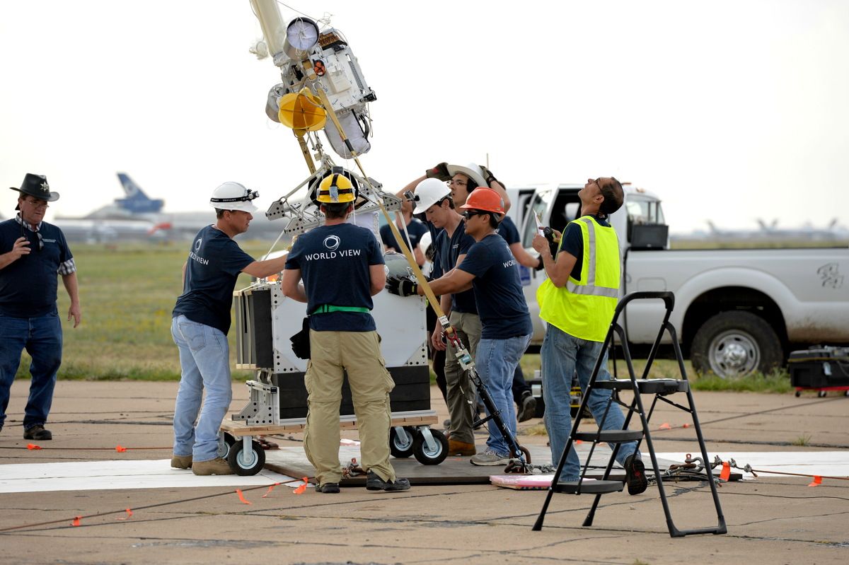World View's Near-Space Tourism Balloon Rides in Pictures | Space