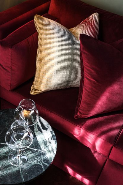 Designers Agreed This is the Most Comfortable Fabric for Sofas | Livingetc