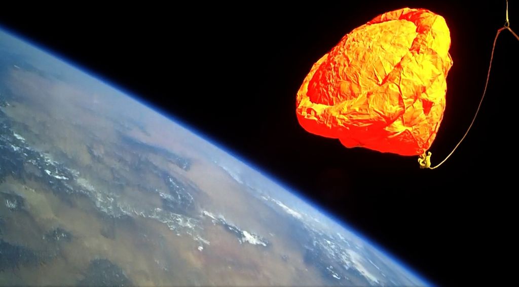 Private Rocket Launch Tests Supersonic Parachute | Space