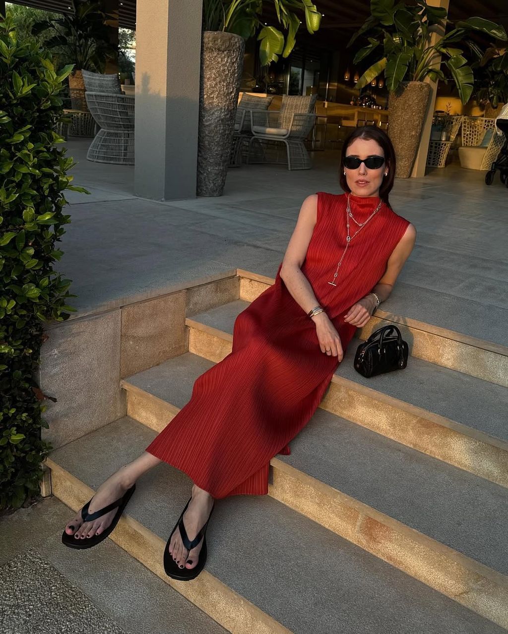 6 Red Summer Outfit Ideas That Make Everyone Look Stylish | Who What Wear