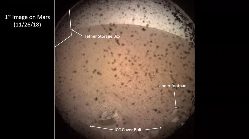 Behold! Here's the 1st Photo from Mars from NASA's InSight Lander. | Space