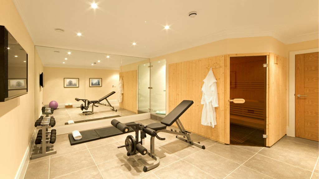How to build a home gym: perfect workouts in your own space | Real Homes