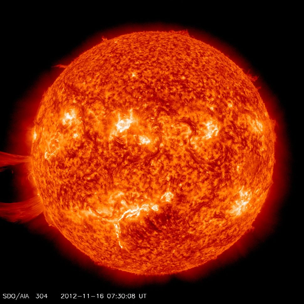 Giant Sun Eruption Captured in NASA Video | Space