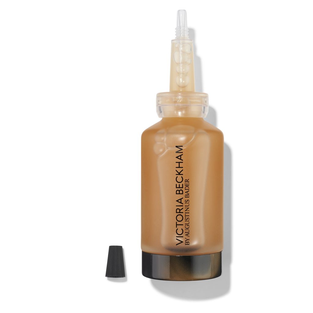 Victoria Beckham's First Foundation Tested & Reviewed | Who What Wear