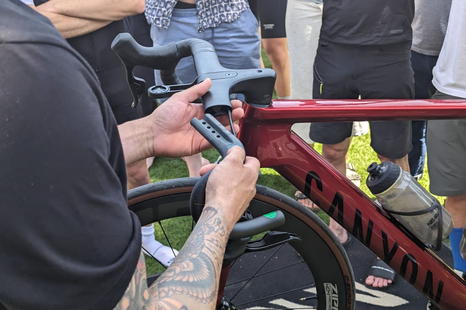 Canyon Aeroad CFR Review: all the aero, none of the hassle | Cycling Weekly