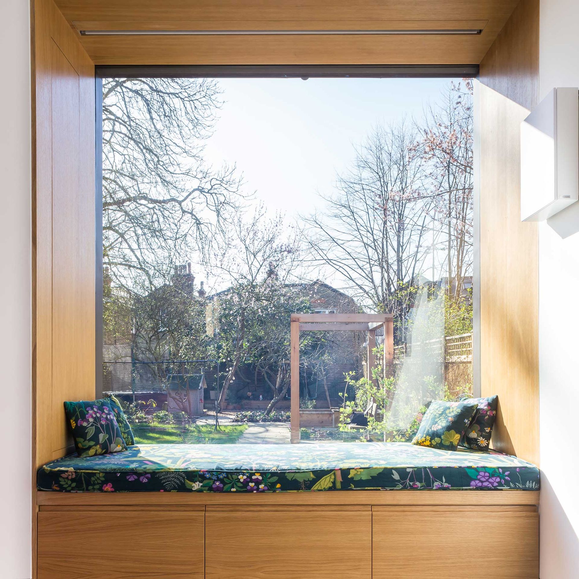 Is a picture window right for your home? Design pros explain | Ideal Home