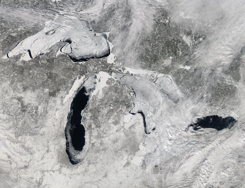 Stunning Ice-Covered Great Lakes Seen from Space (Photo) | Live Science