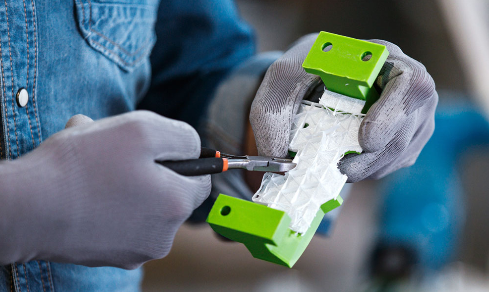 How to Remove Supports from 3D Prints | Tom's Hardware