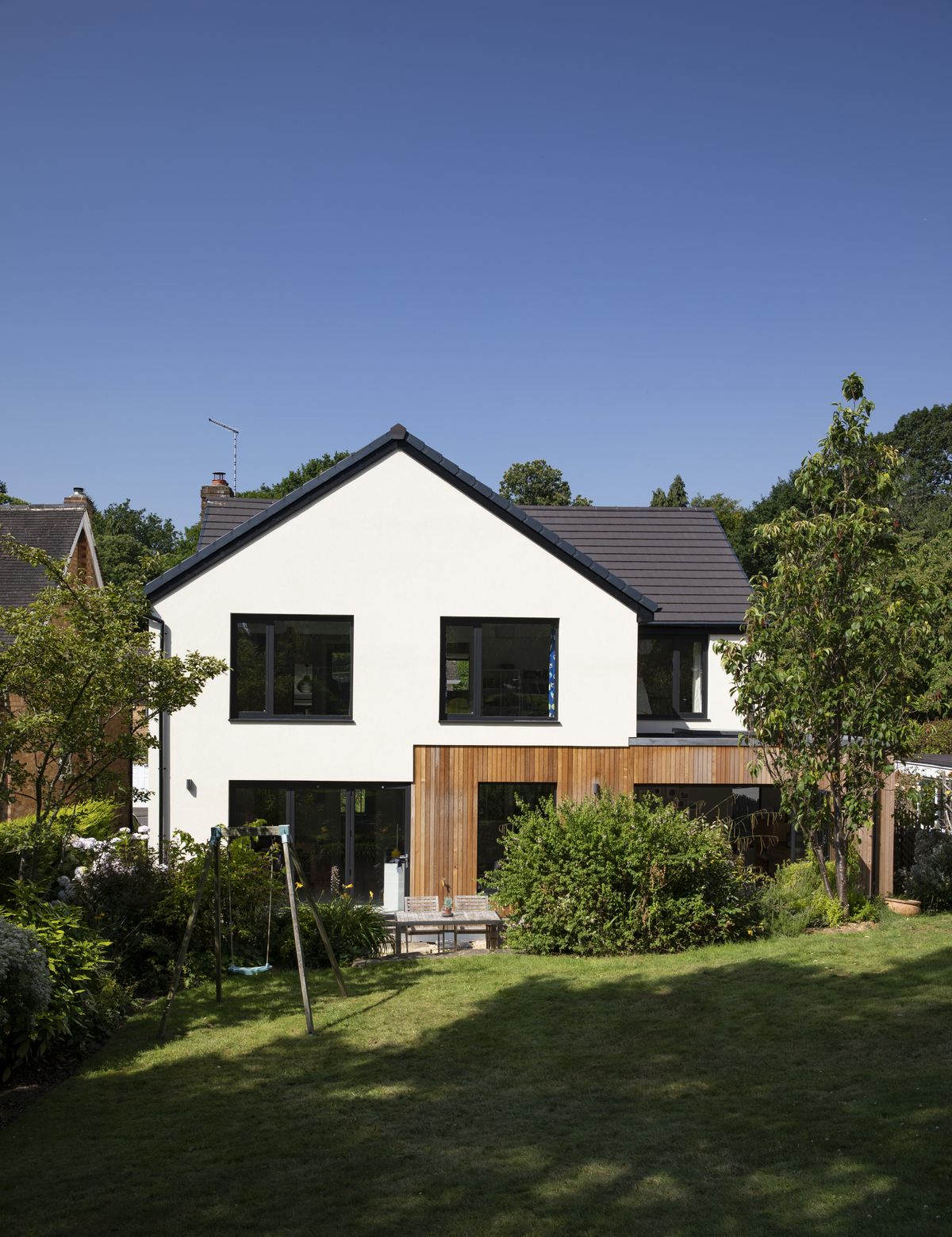 What a Makeover! From Drab 1960s House to Head-Turning Home | Homebuilding