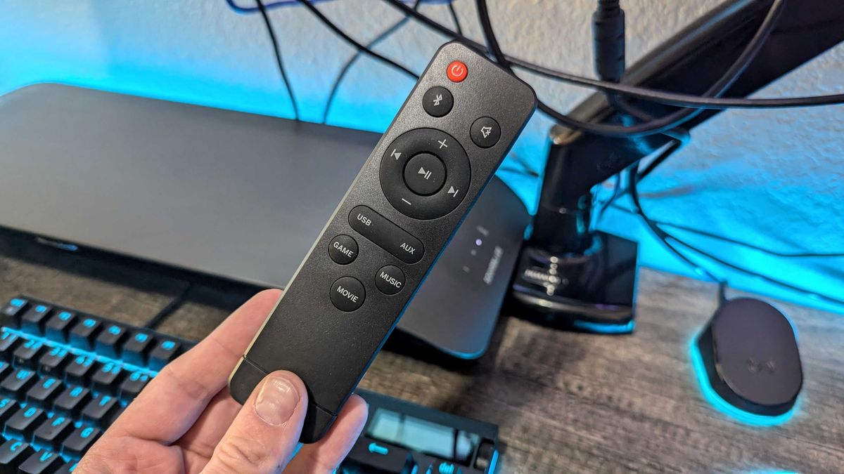 BlueAnt Soundblade Under-Monitor Soundbar review: I'd trade this volume ...
