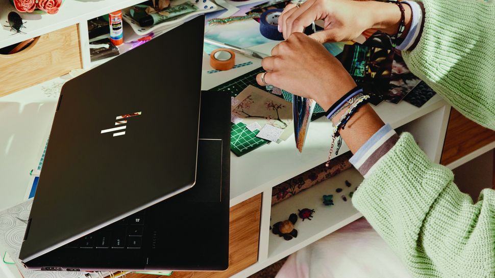 HP unleashed new Spectre laptops — all come with GlamCam feature for ...