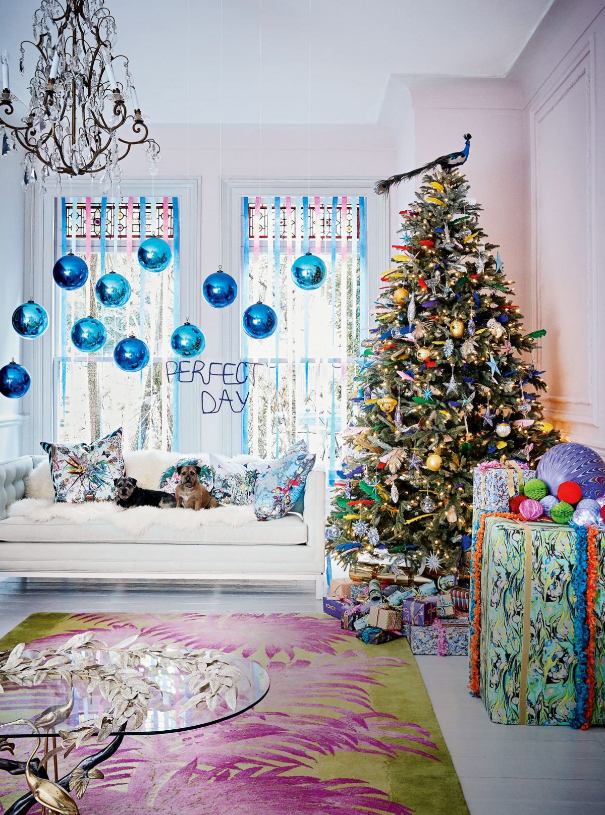 Festive decorating trend: STEP INTO CHRISTMAS