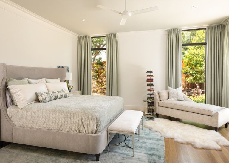 Daybed Ideas for Small Spaces — 5 Comfy Designs | Livingetc