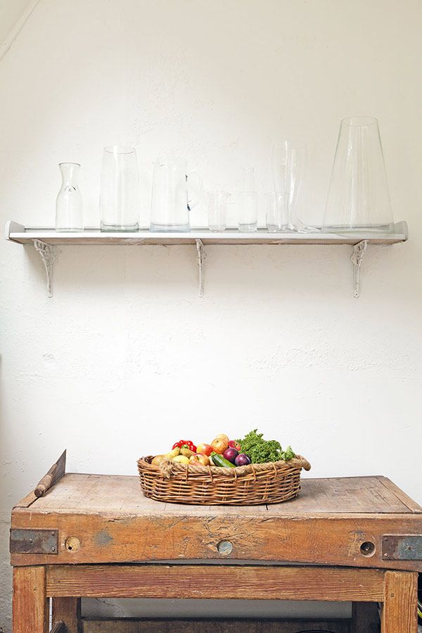 Freestanding kitchens: 17 flexible ways to create a rustic look | Real ...