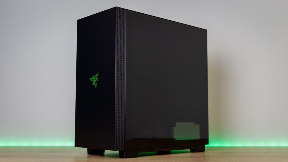 Razer Tomahawk ATX Review: If You Must Own a Razer Case | Tom's Hardware